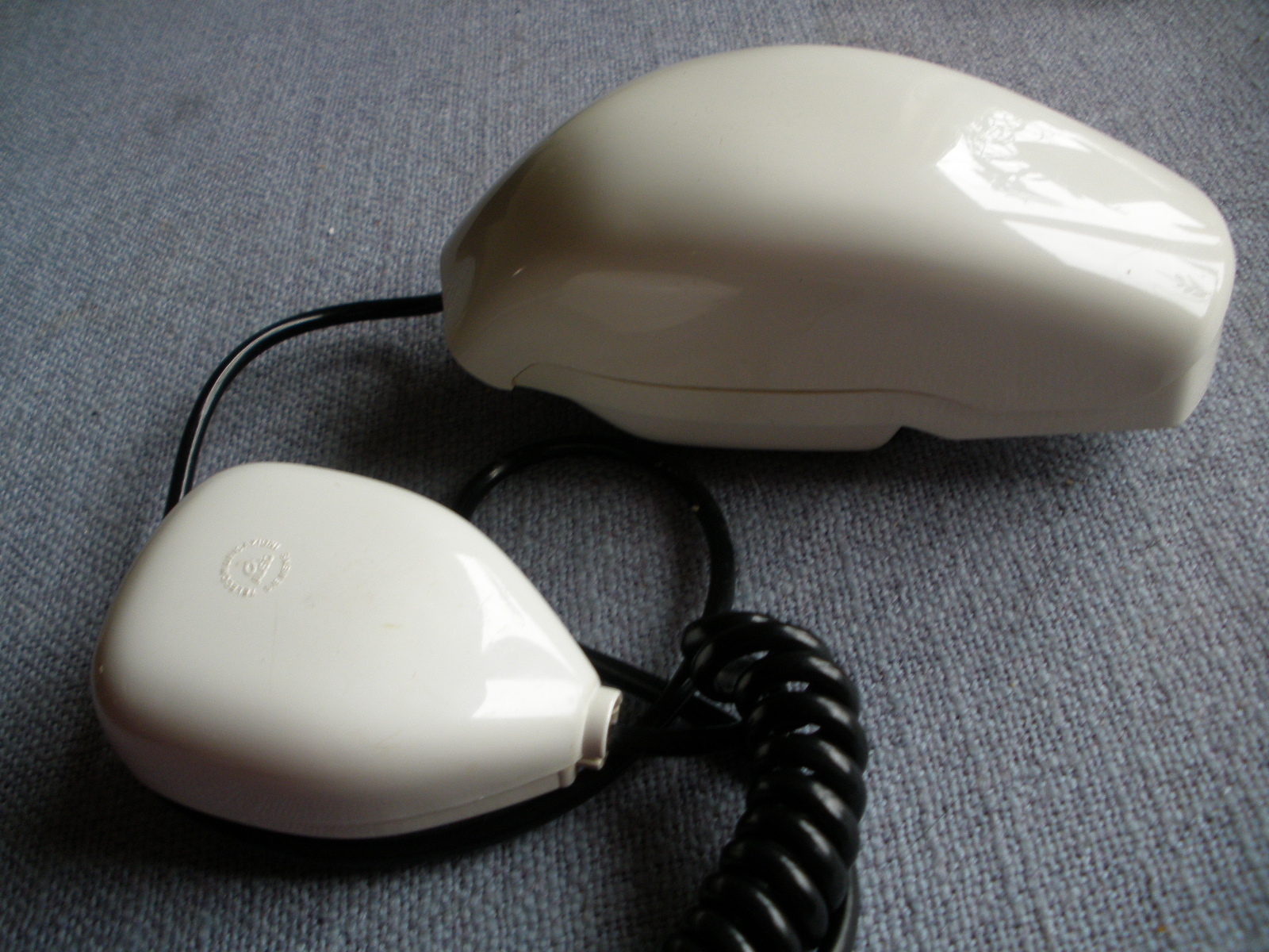 Wie weet hoe ik deze oude telefoon 1965 weer kan gebruiken? - GoeieVraag