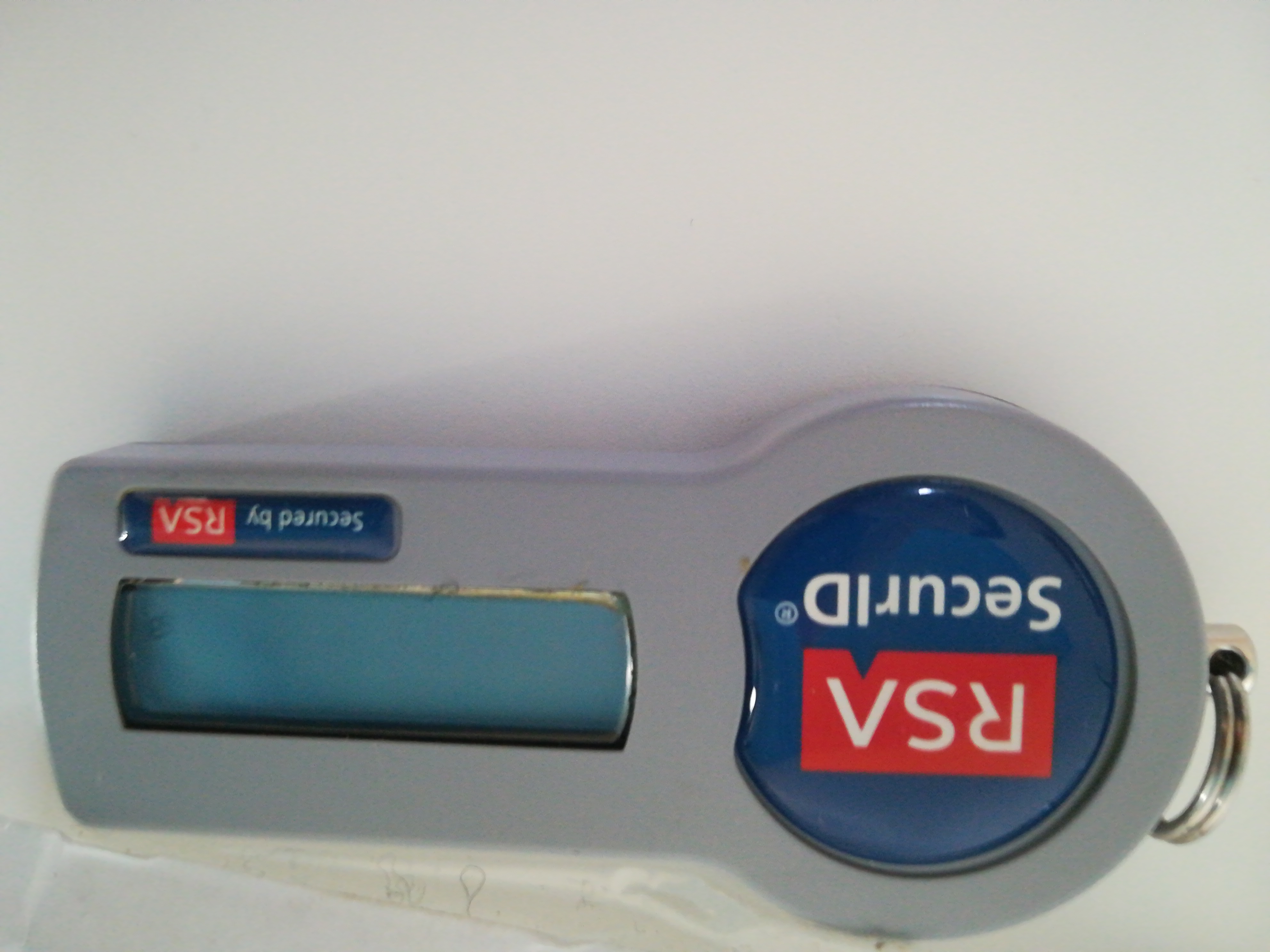 Wat is een rsa secure-id token usb-sleutel en hoe moet ik hem activeren ...
